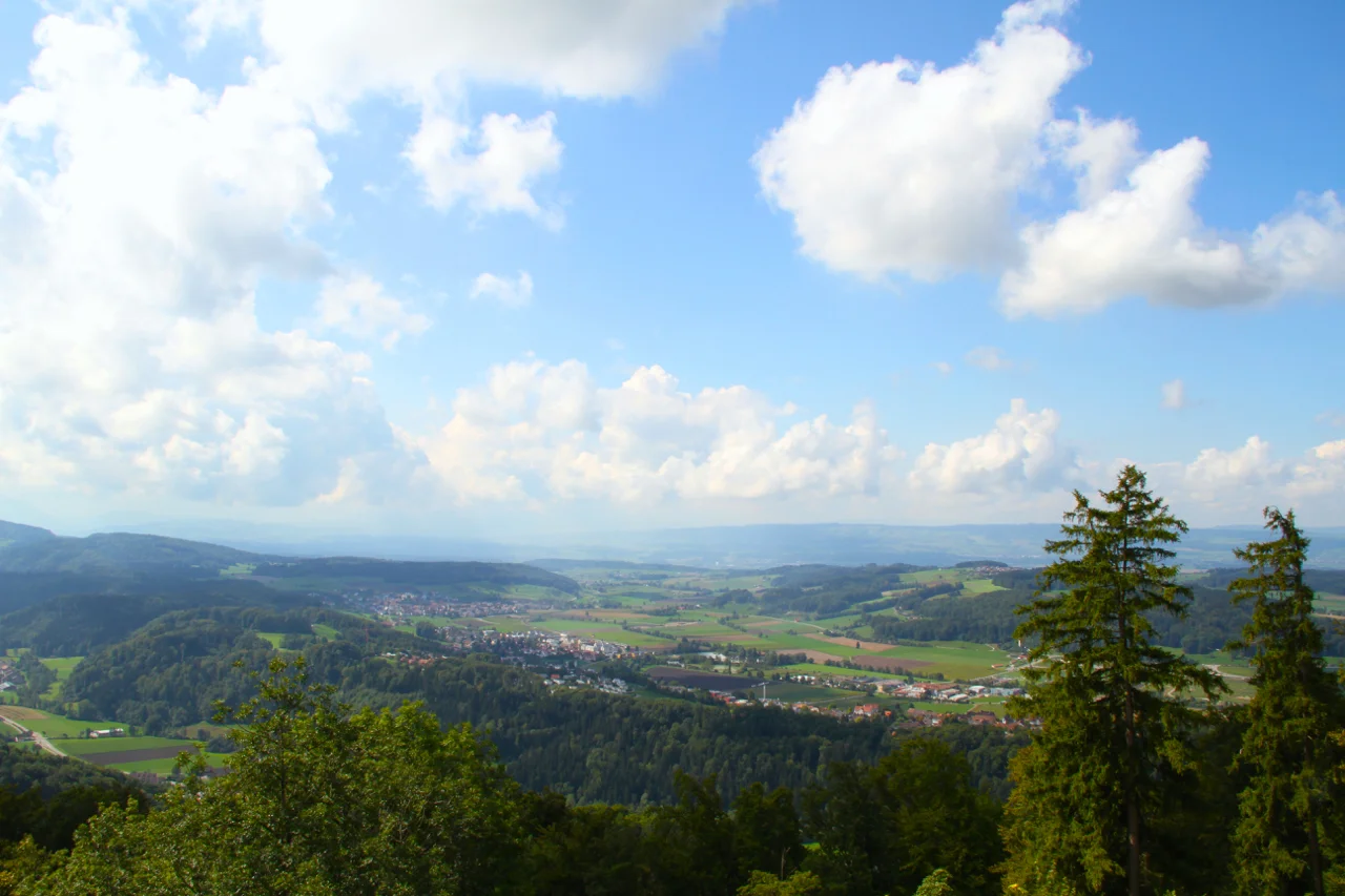 Felsenegg-Uetliberg: My First Hike in Switzerland — living minnaly